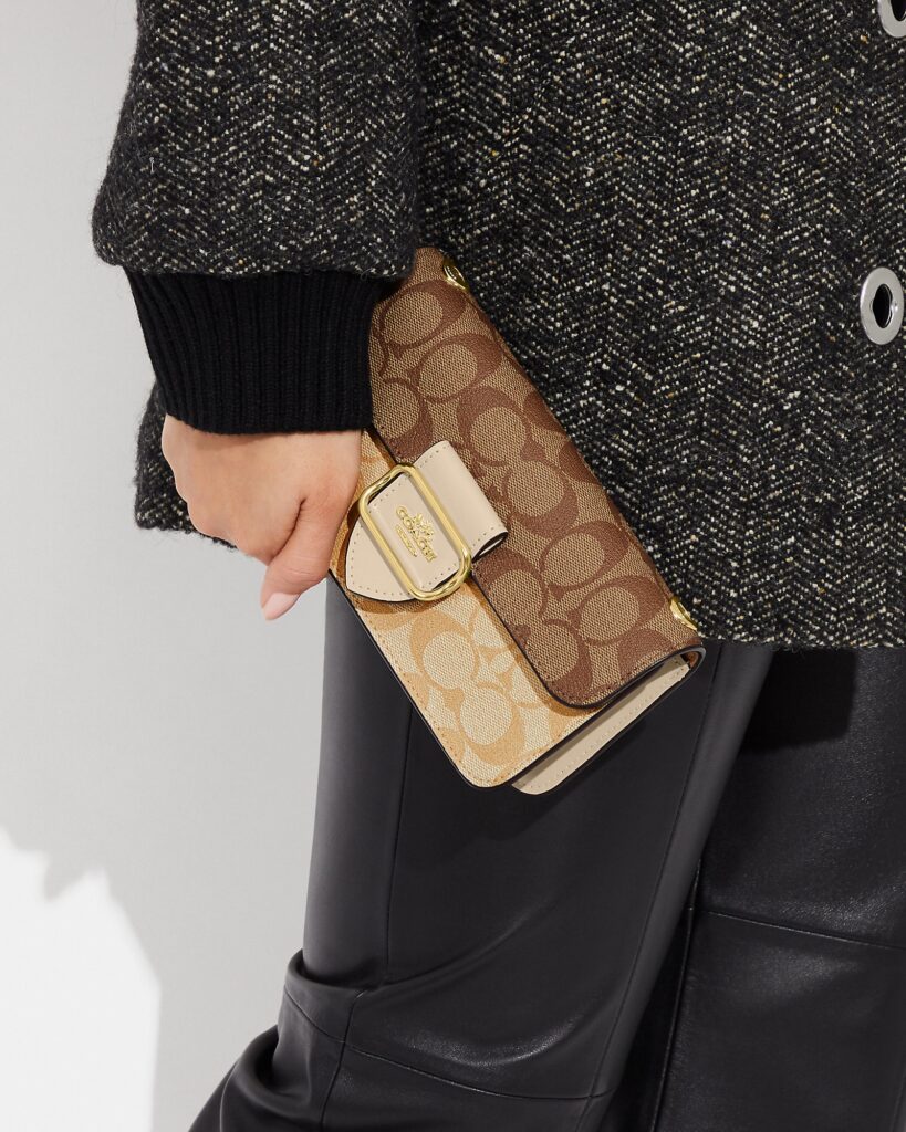 COACH MORGAN CROSSBODY IN BLOCKED SIGNATURE CANVAS - Bag Habits
